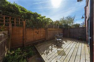 Flat For Sale in Western Lane, SW12 Featuring a Garden (ref: 31909 ...